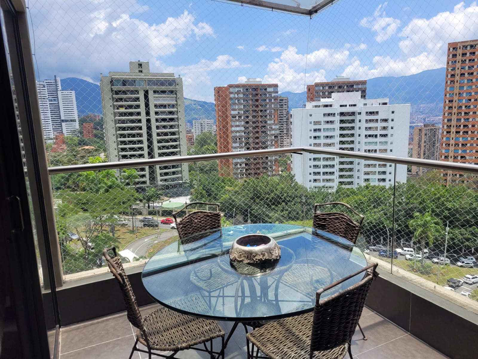 Two-Level Penthouse in Los Balsos w/ Mountain Views | PRM