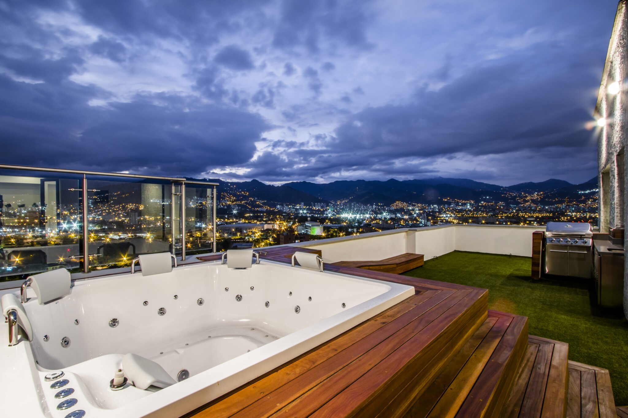 Stunning El Poblado Penthouse With Terrace - Medellin Real Estate