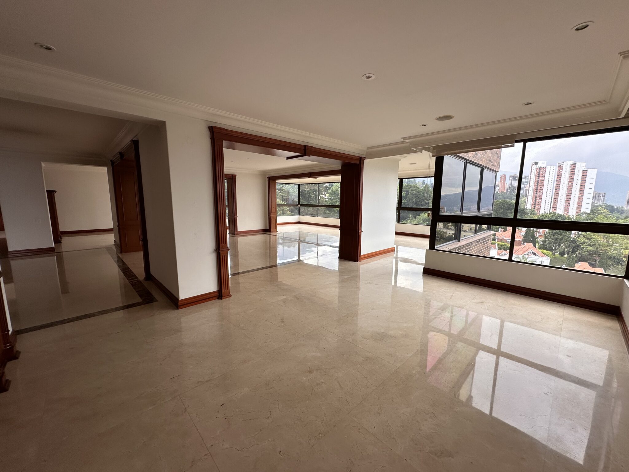 El Poblado Classic Just Steps From El Tesoro - Medellin Real Estate